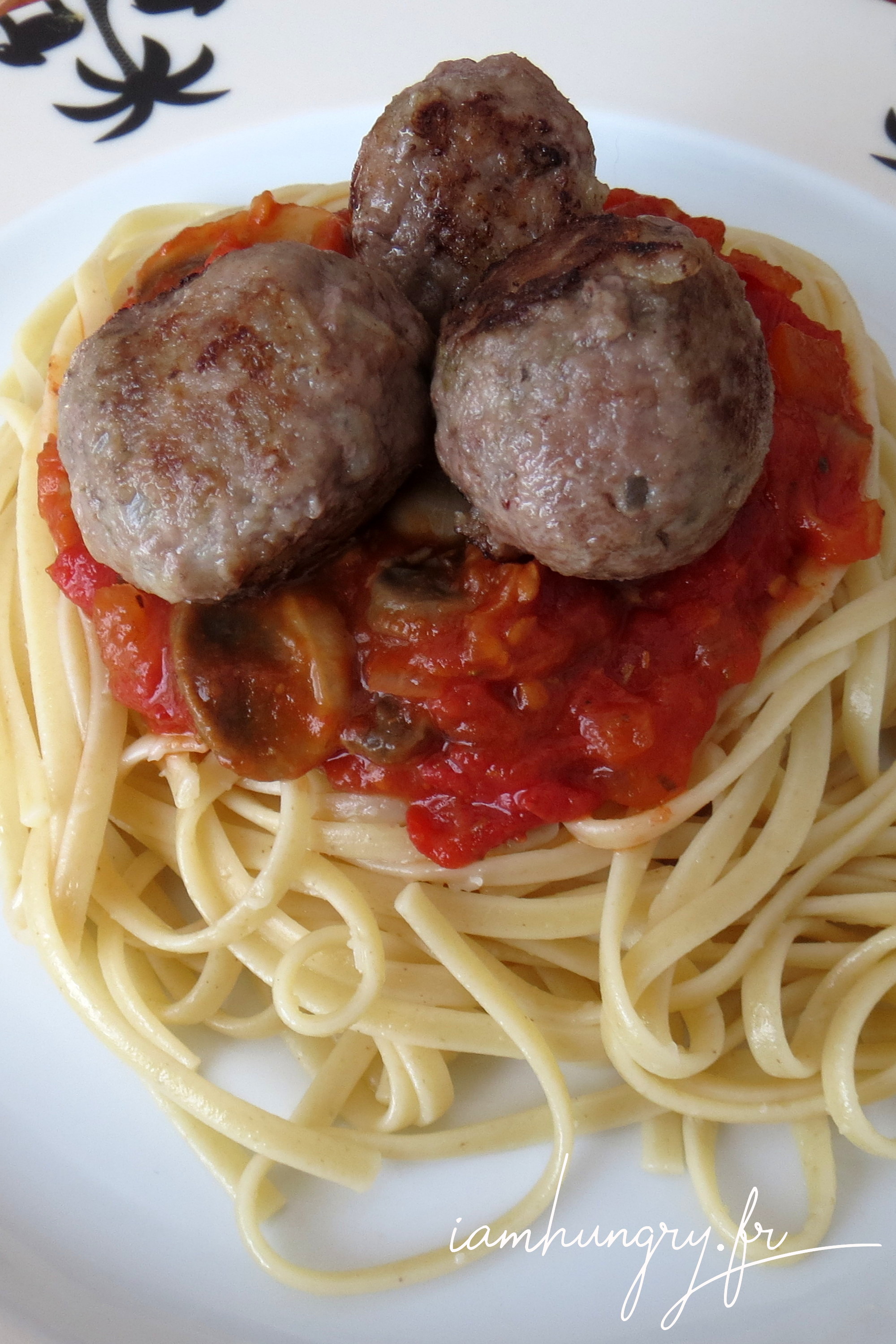 Boulettes de bœuf à la sauce tomate- IAMHUNGRY