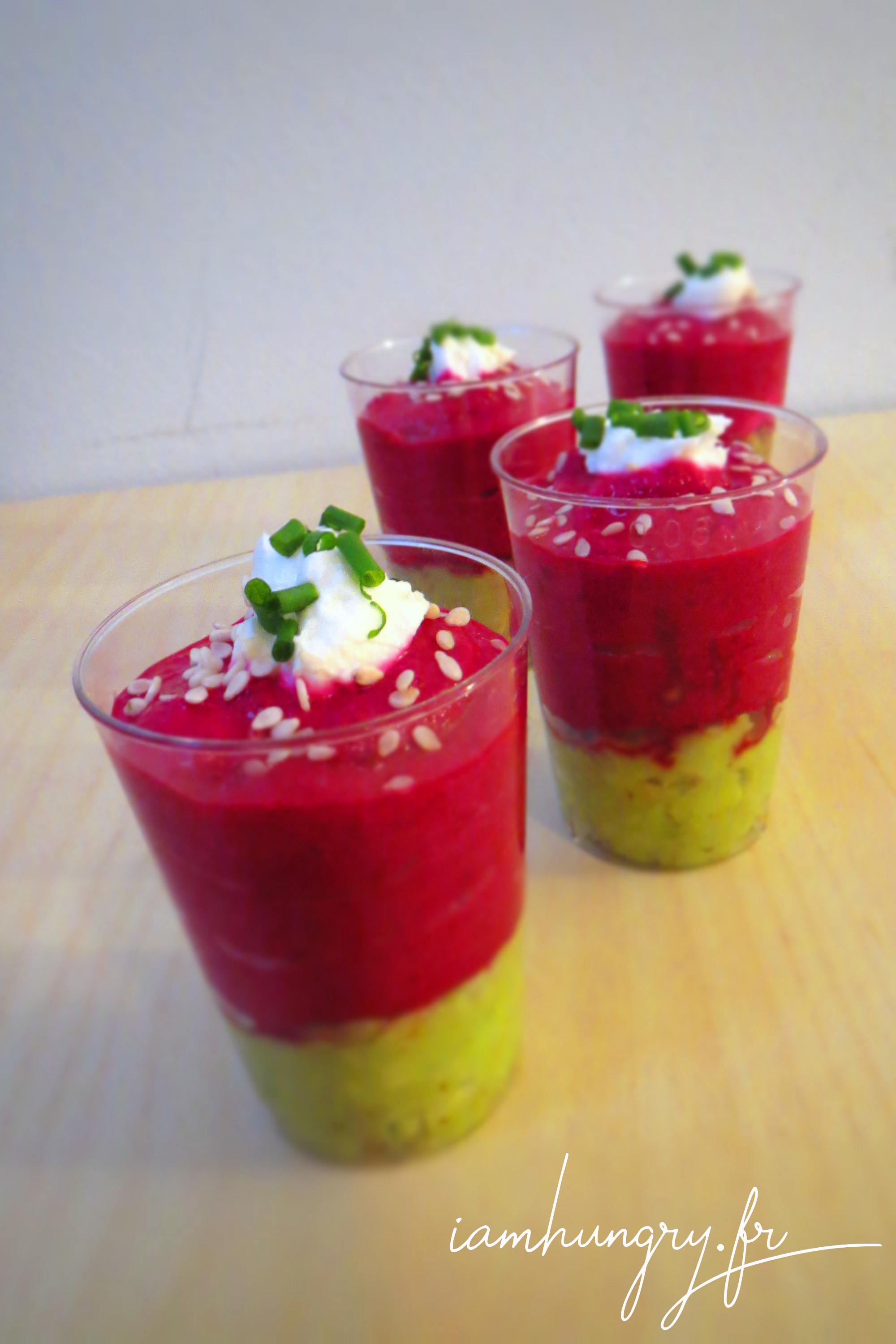 Verrines apéritives de betterave et avocat- IAMHUNGRY